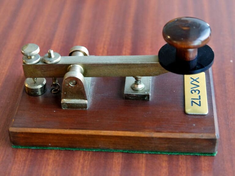 New Zealand Morse Code Keys - Straight Keys | ZL1.NZ